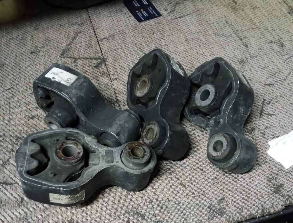 Mazda Genuine Oil ATF-FZ Automatic Transmission Fluid ATF – 023 Mazda Auto